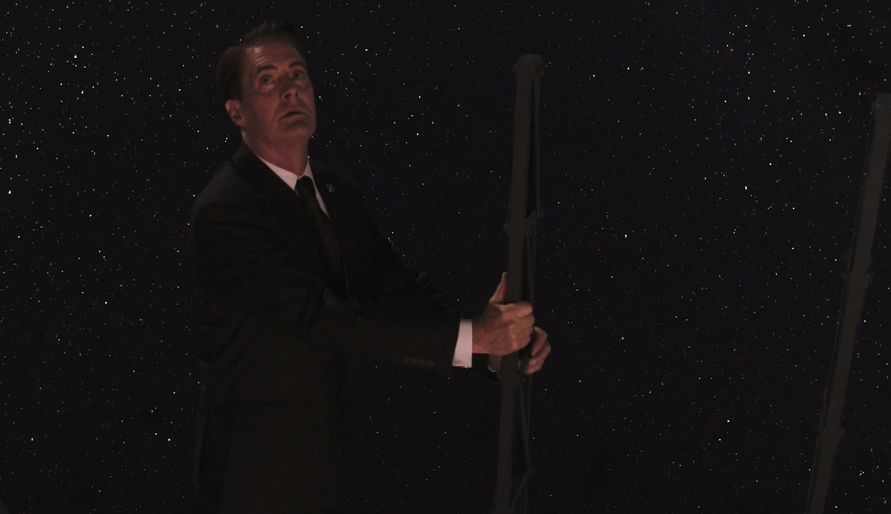 raft – TWIN PEAKS – Unwrapping the Plastic