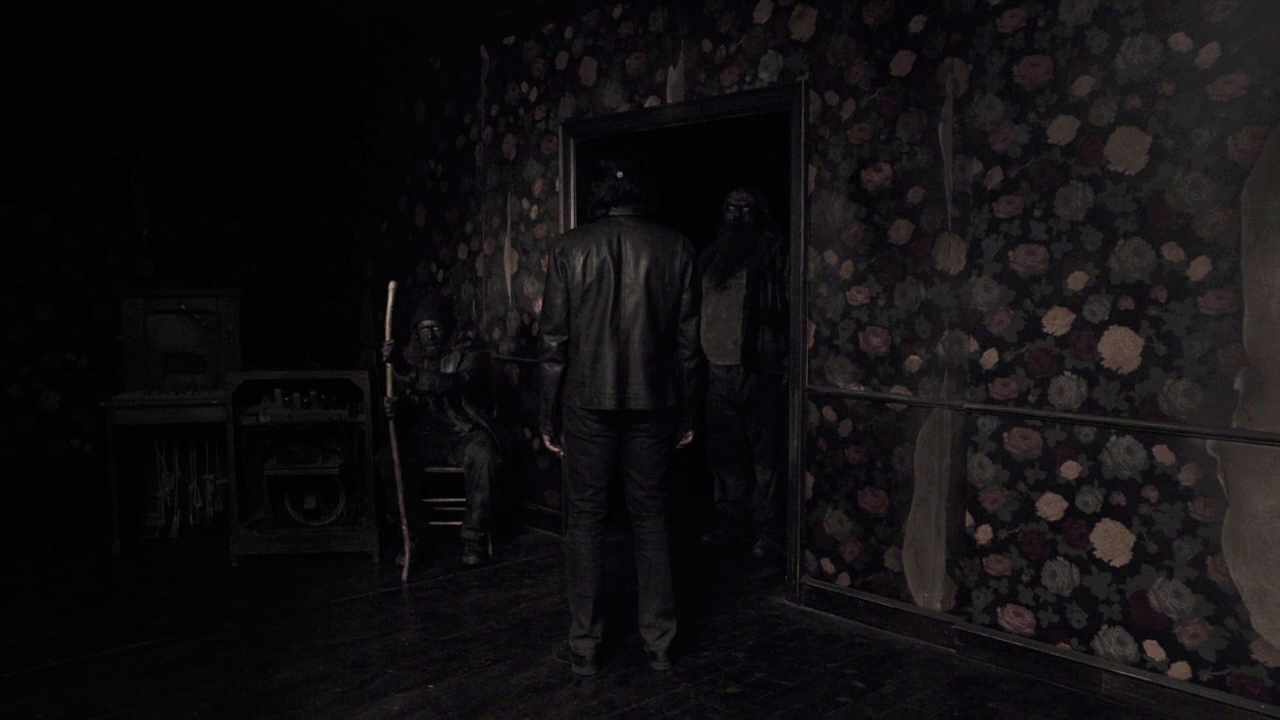 door – TWIN PEAKS – Unwrapping the Plastic